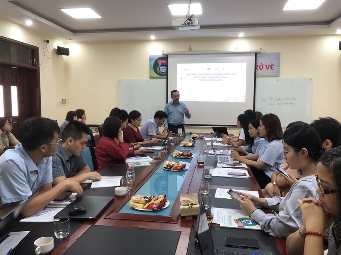 Khoa Môi trường, Trường ĐHKHTN đồng hành với các trường học hướng tới ...